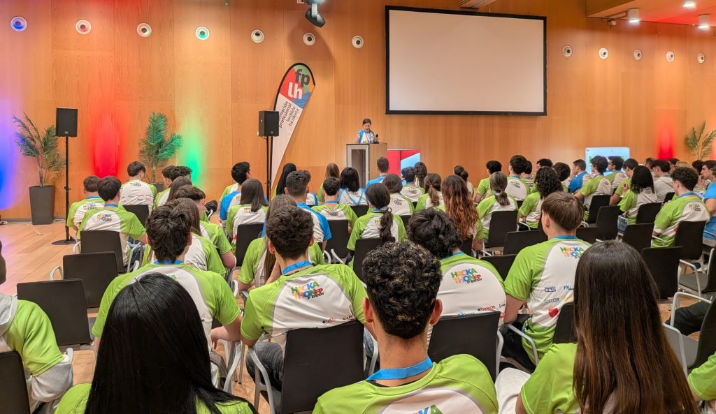 CI Politécnico Estella participa en el Hackathon 2025 de la Formación ...